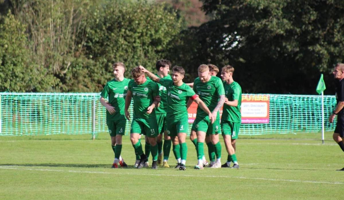 Incredible Ivies leading the way in Peninsula football - North Devon Today