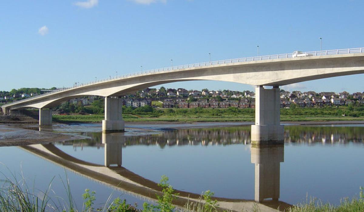 Taw Bridge closed due to police incident - North Devon Today