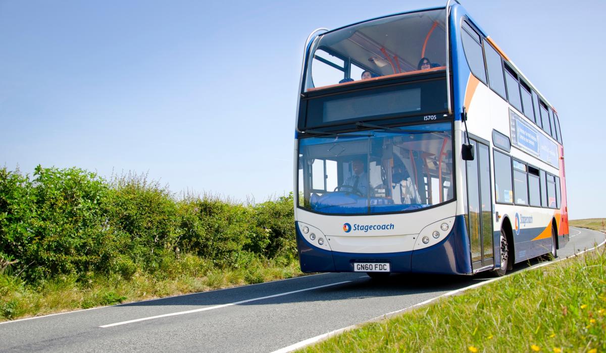 Council calls on government to help pay for Devon’s rural bus services ...