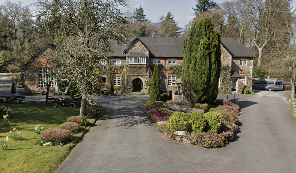 Former Bovey Tracey hotel moves toward residential use after ‘no ...