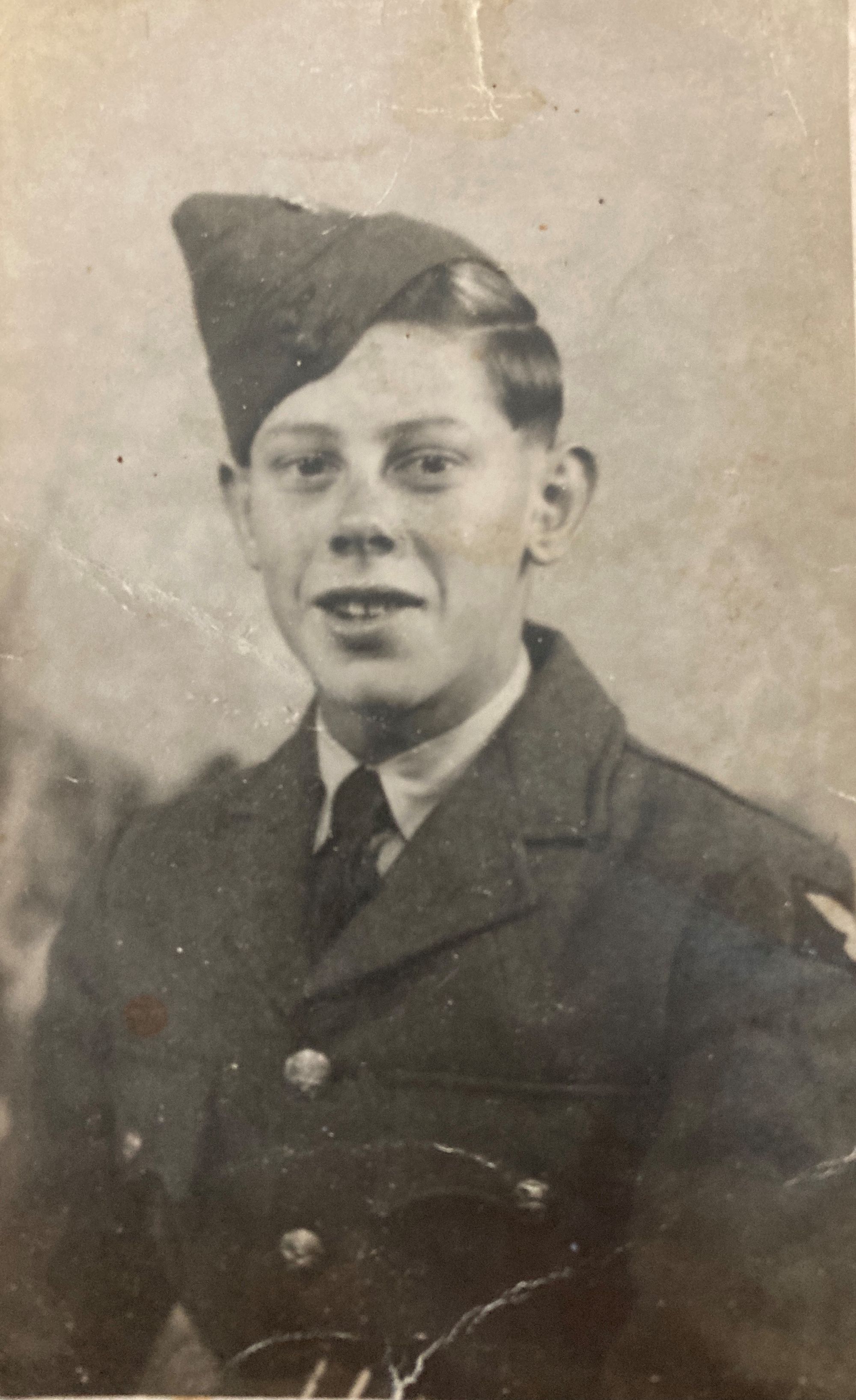 Fearless RAF veterans prepare for lift-off on latest high-flying ...