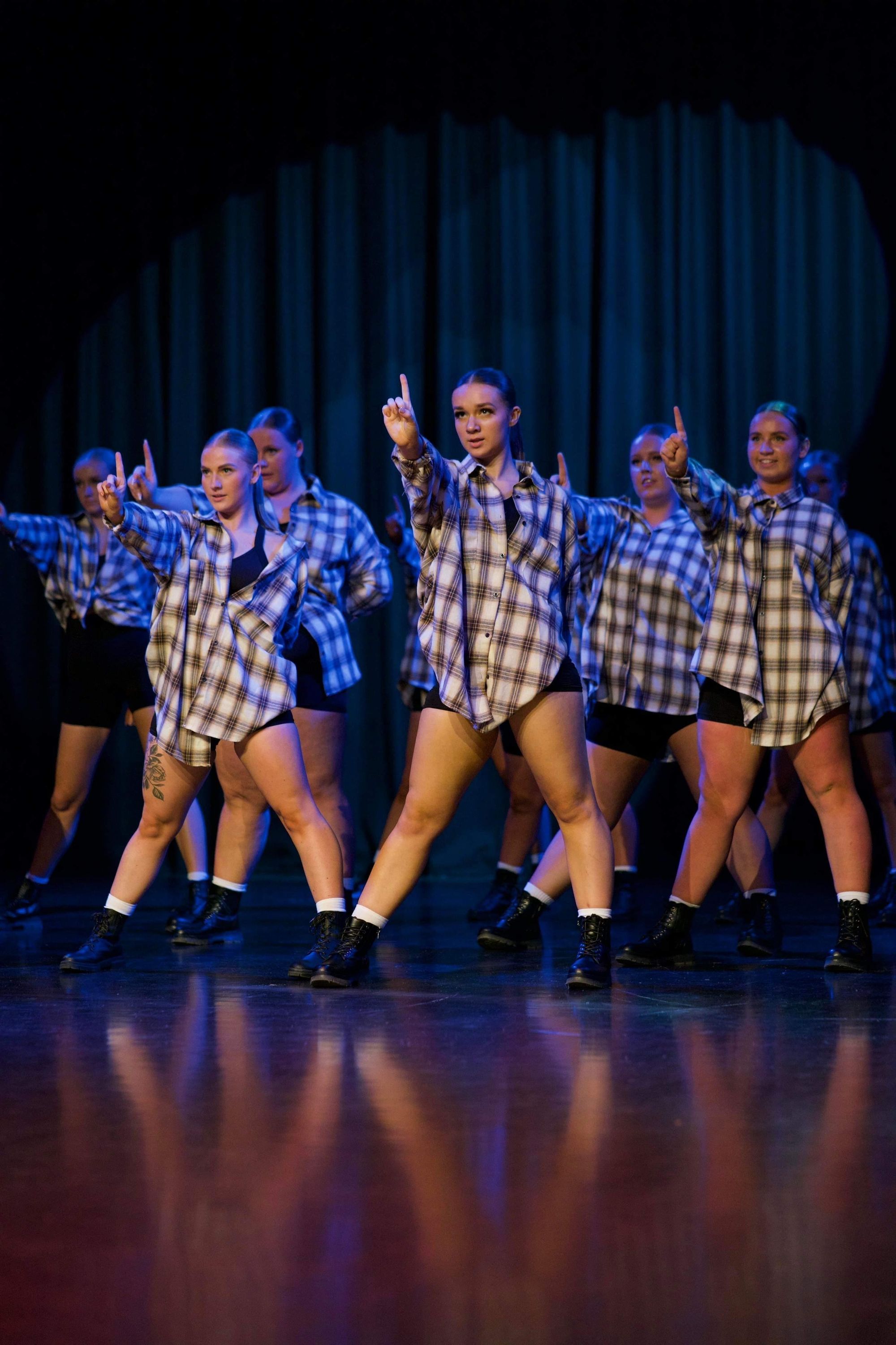 North Devon Dance school celebrates success and offers opportunity for ...