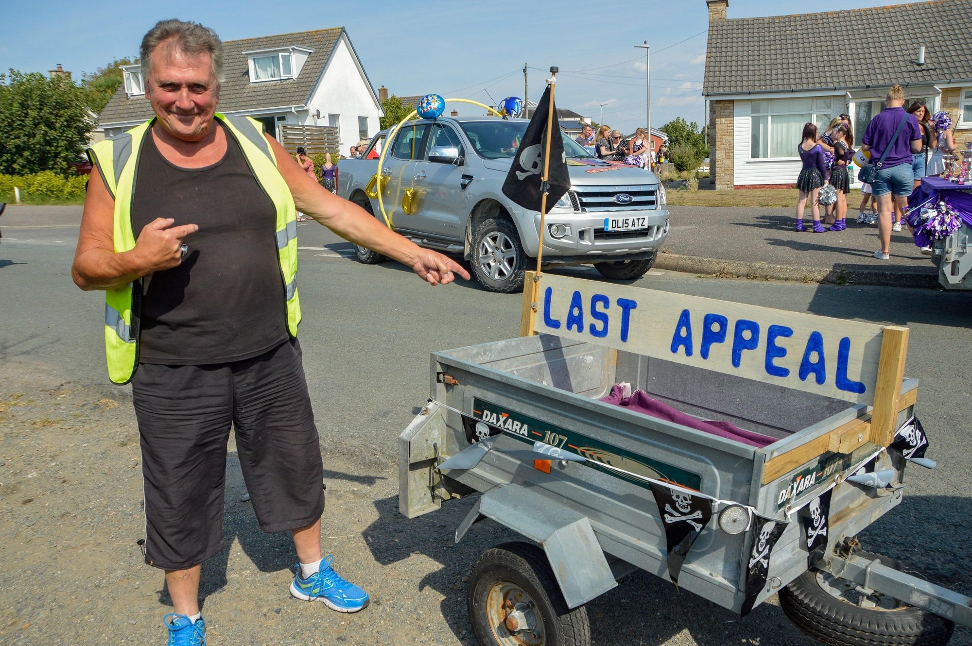VIDEO & IMAGES: Appledore Carnival 2022 moves to a Samba Beat - North ...
