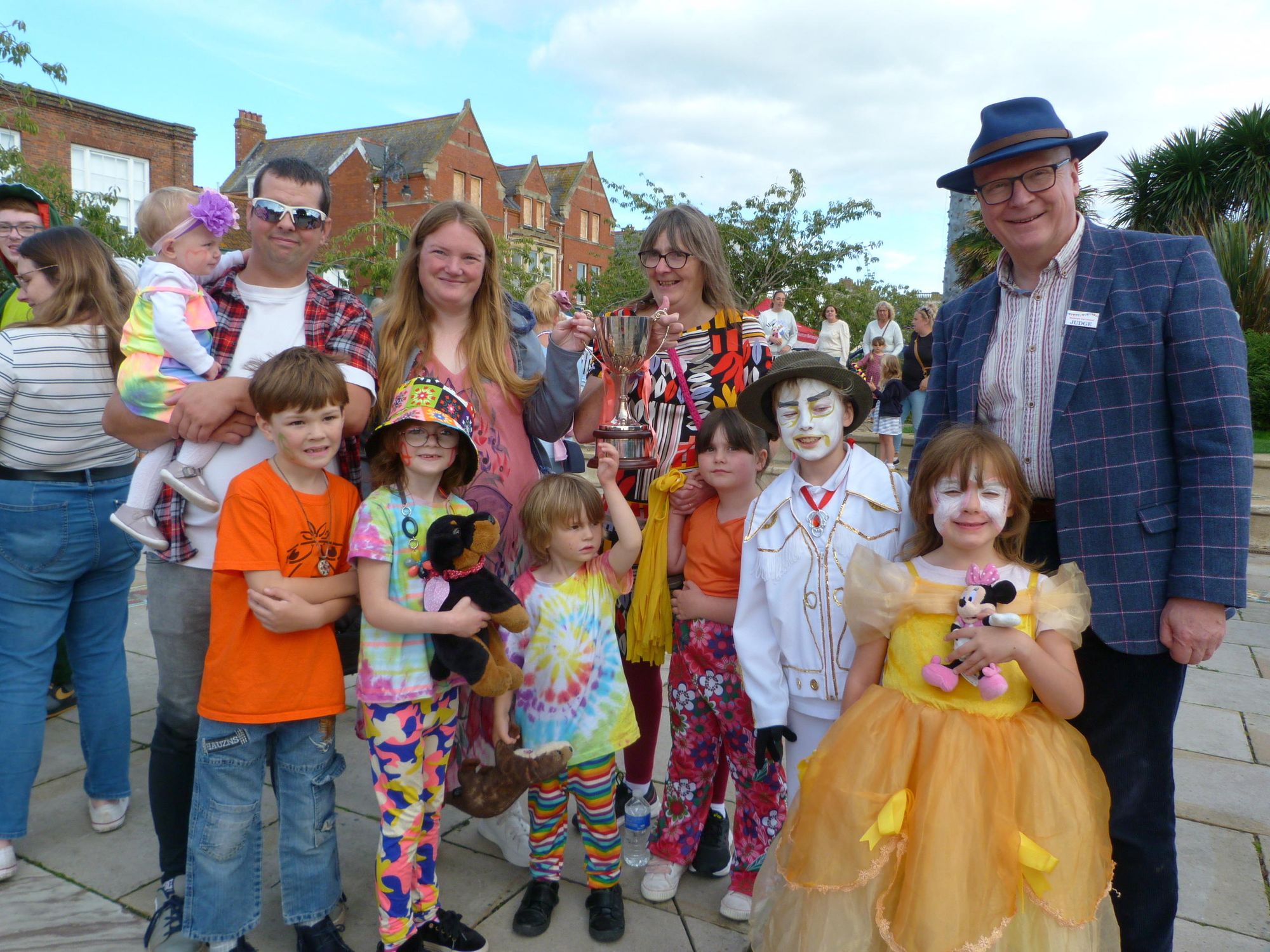Pictures: Barnstaple celebrates Her Majesty's life with Carnival Fiesta ...