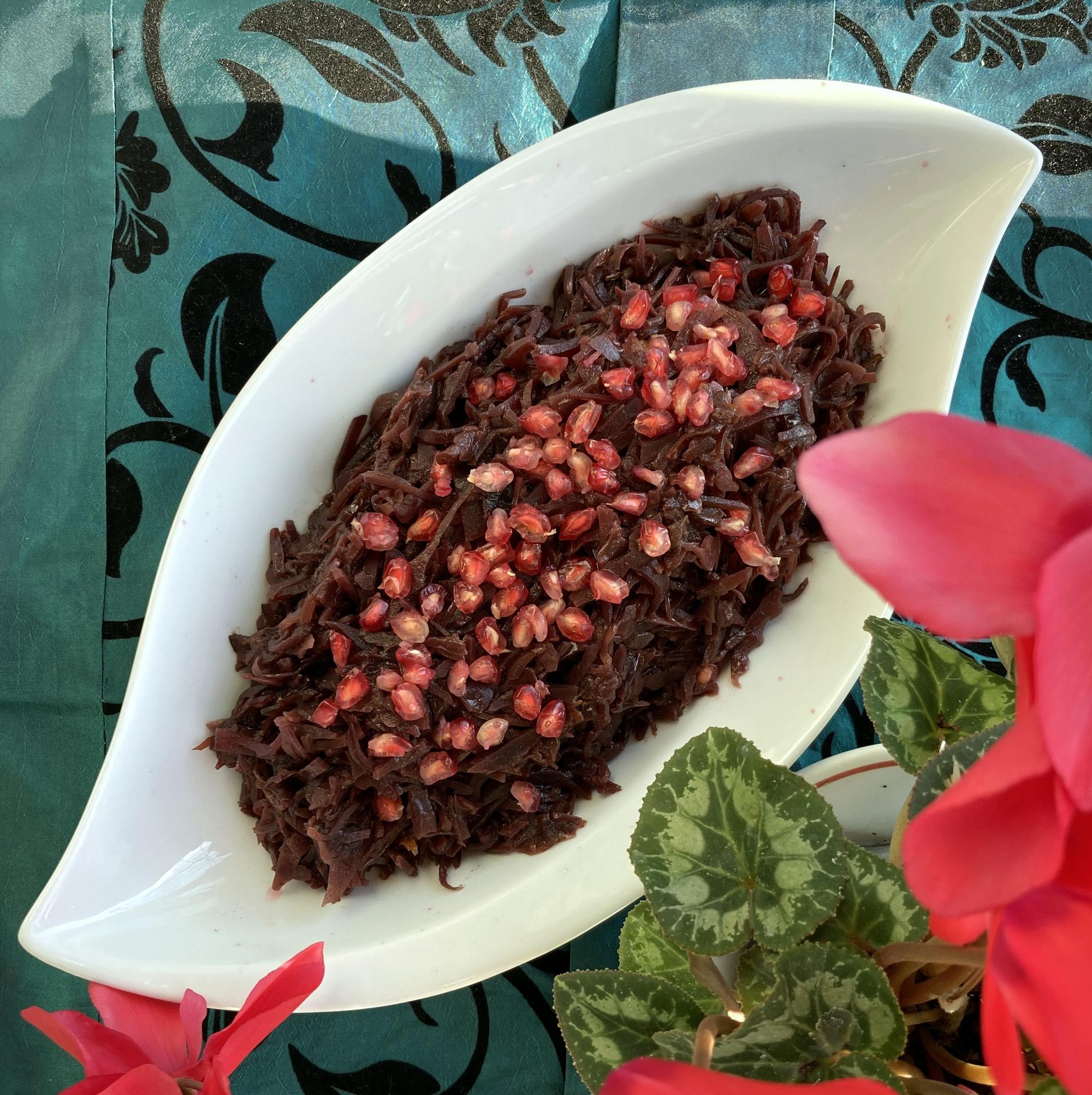 RECIPE: Moorish red cabbage - Perfect Christmas dinner side - North ...