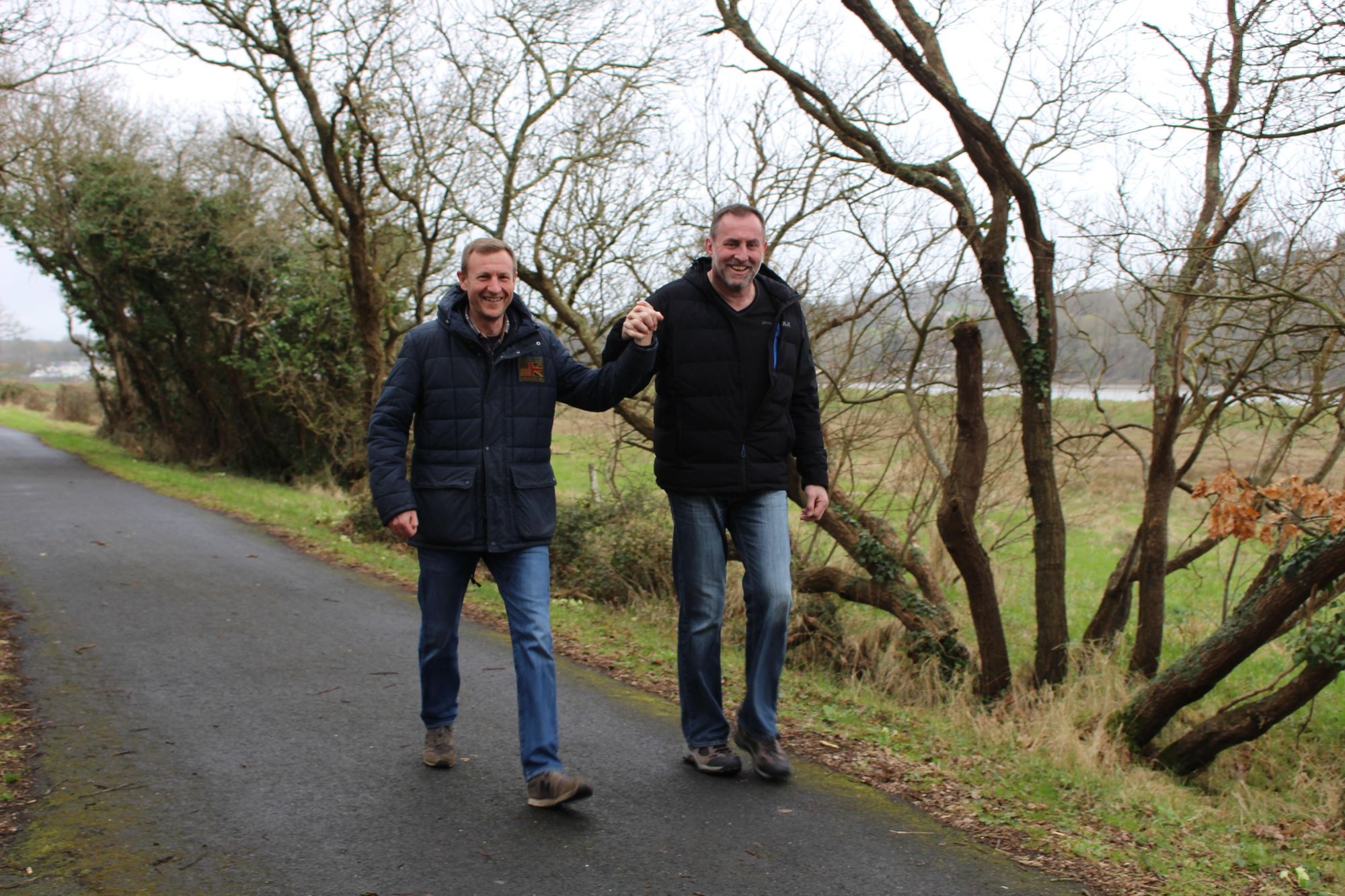 PICTURES: Hundreds walk miles for men's mental health at hospice's Rugby Ramble - North Devon Today